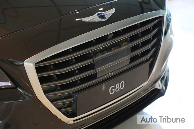 [단독비교] 제네시스 G80 vs DH의 차이점, 대놓고 비교해보니