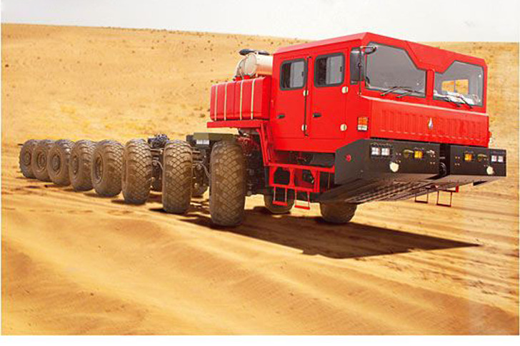 북한군의 미사일 운반 트럭, 어디서 만들었나?