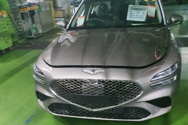 제네시스 G70 F/L 유출, 제네시스 두 줄 디자인 적용