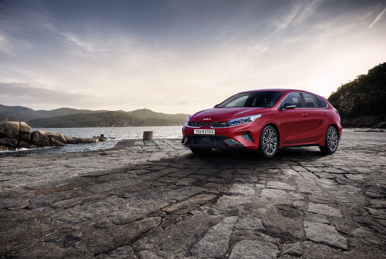 "아반떼 보다 좋은 가성비"... 기아 K3 2023 출시