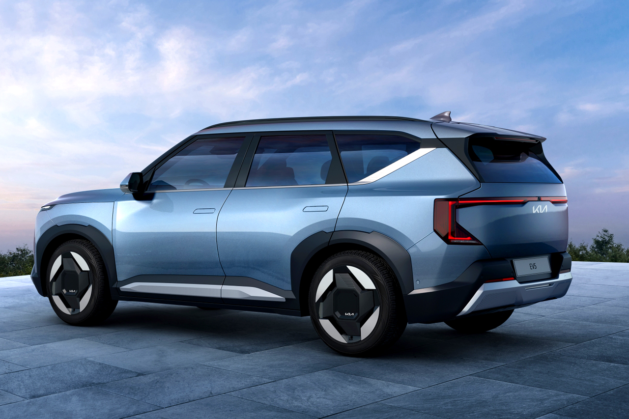 "1회 충전으로 650km 주행"... 기아 EV5, 드디어 국내에도 출시하나?