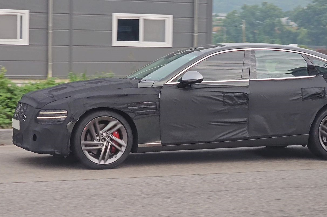 "신형 E클래스와 격돌 준비 완료".. 신형 G80 스포츠, 새로운 디자인은 '역대급'