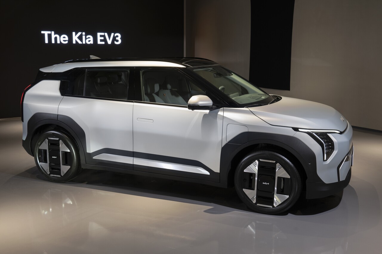 "3천만원에 주행거리 501km?"... 기아 EV3, 전기차 대중화 정말로 앞장설까?