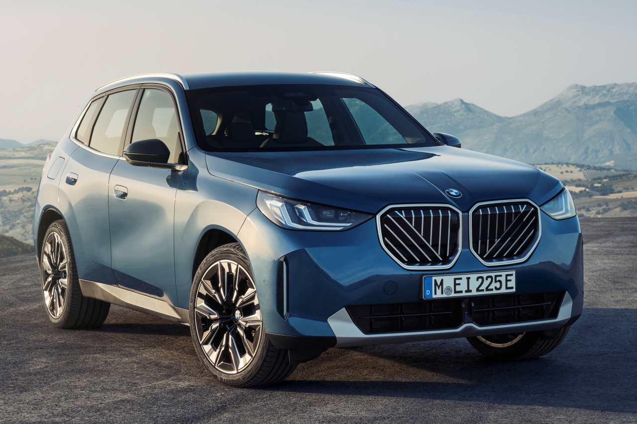 "GV70, GLC 큰일 났네"... BMW 신형 X3, 출시하자마자 대박 이유는?