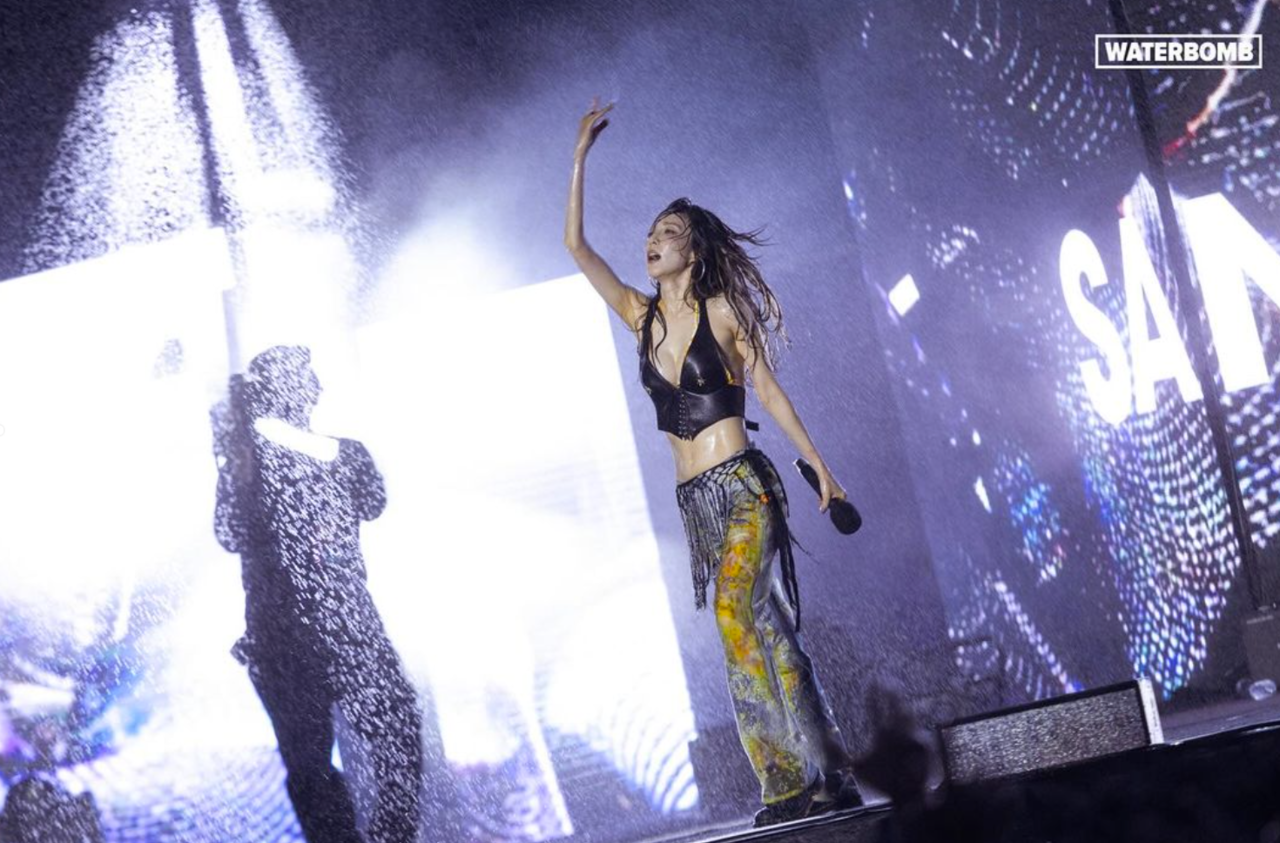 “헐벗겠다더니”... 2NE1 산다라박, 데뷔 이래 역대급 노출로 반전 몸매 ‘과시’