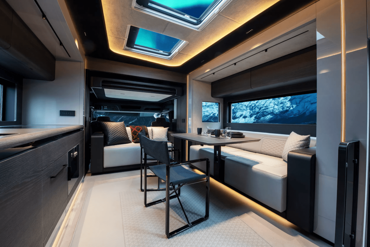 "움직이는 럭셔리 하우스"... 브라부스, 18억 모터홈 '빅보이 1200' 공개