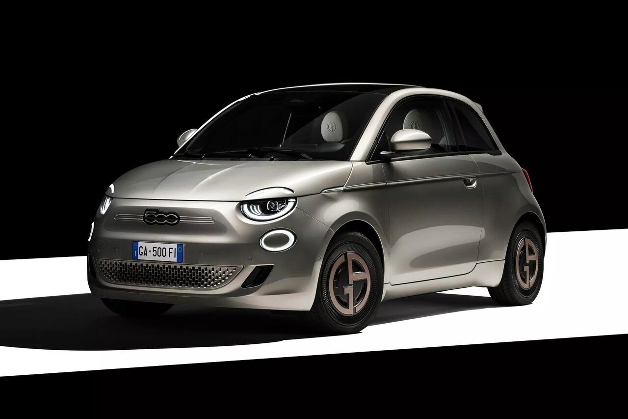 피아트, LA 모터쇼에서 '500e 아르마니 에디션' 공개