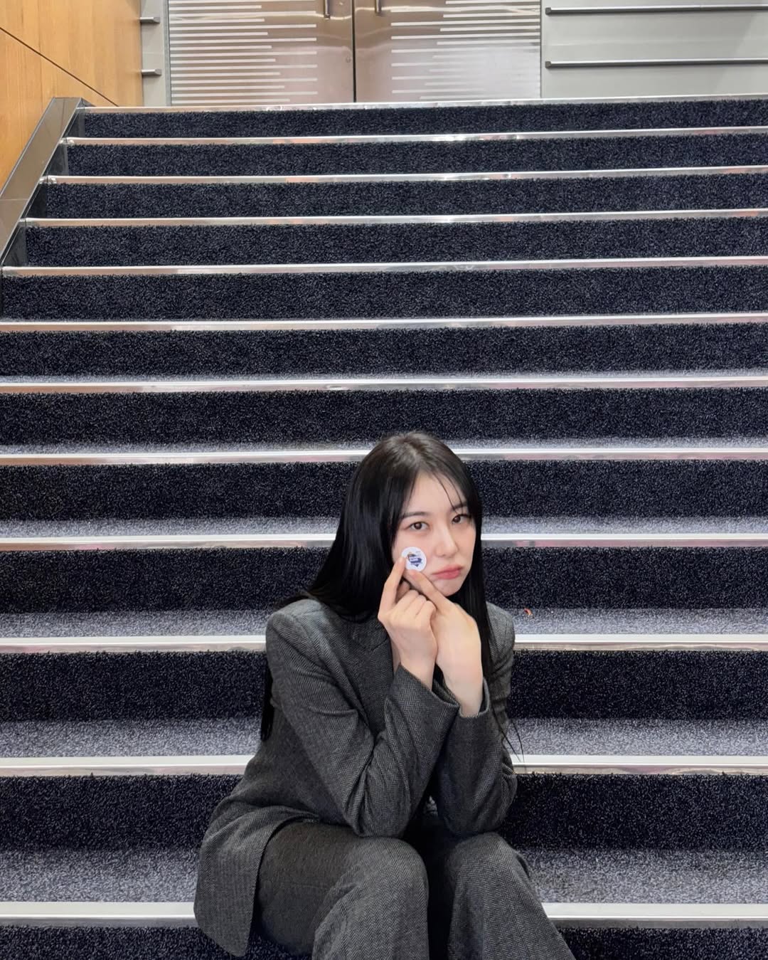 "불러주셔서 감사합니다♡"... 이채연의 KBO 골든글러브 시상 후기는?