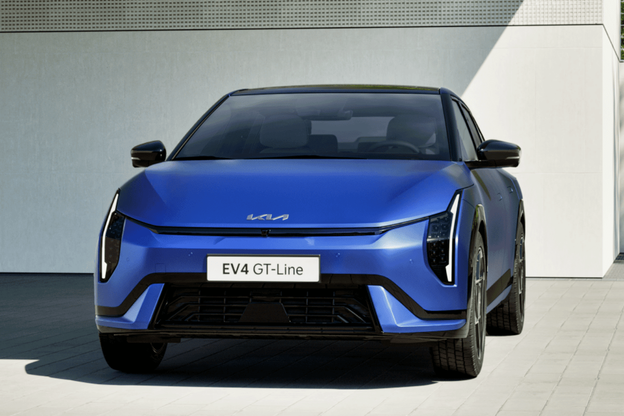"아반떼 왜 사요?"... 기아 EV4, 역대급 우월한 특징은