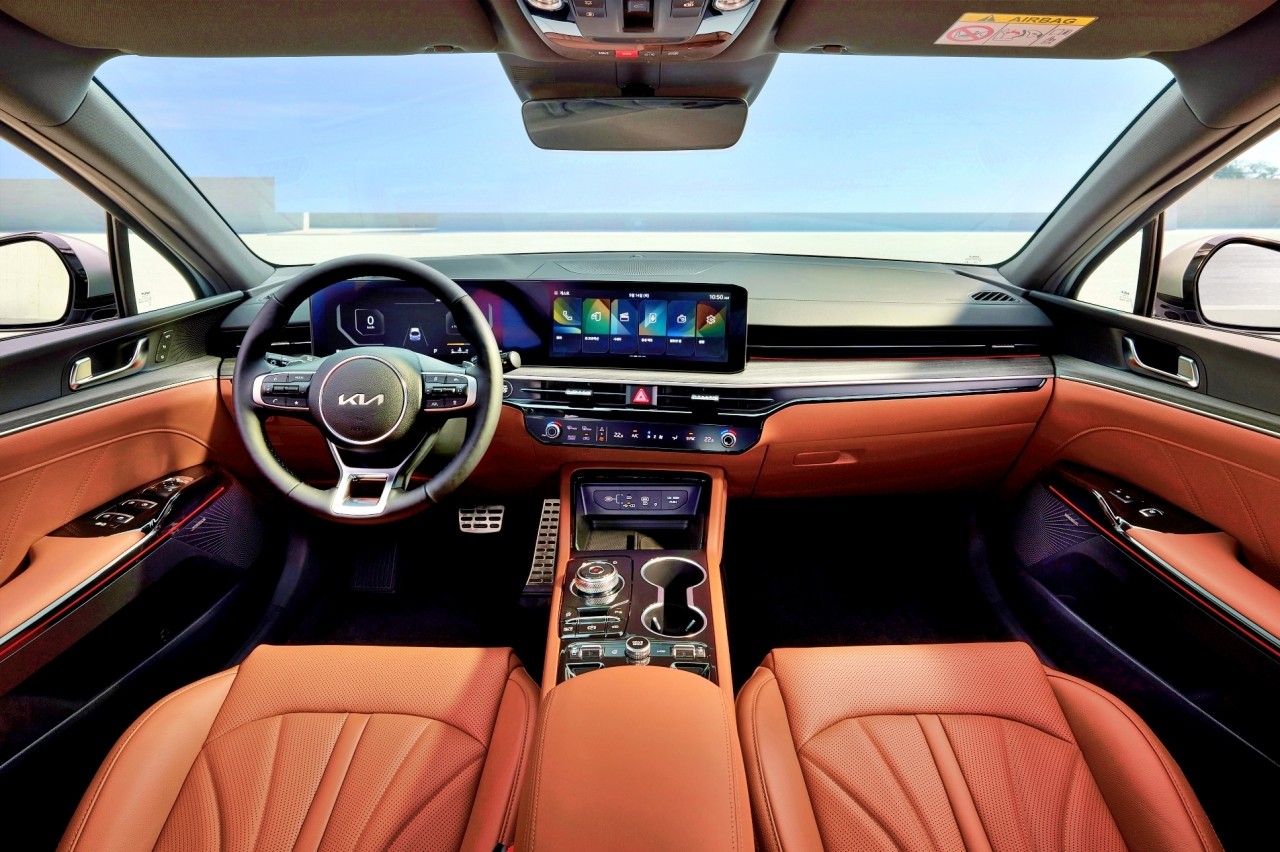 "4천만 원대 시작"... 일 잘하는 기아, 그랜저 보다 큰 세단 출시